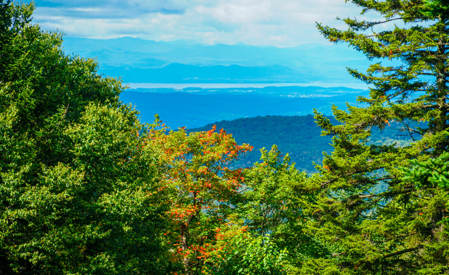 Year Round Mountain Adventure - Bolton Valley - Vermont, Naturally